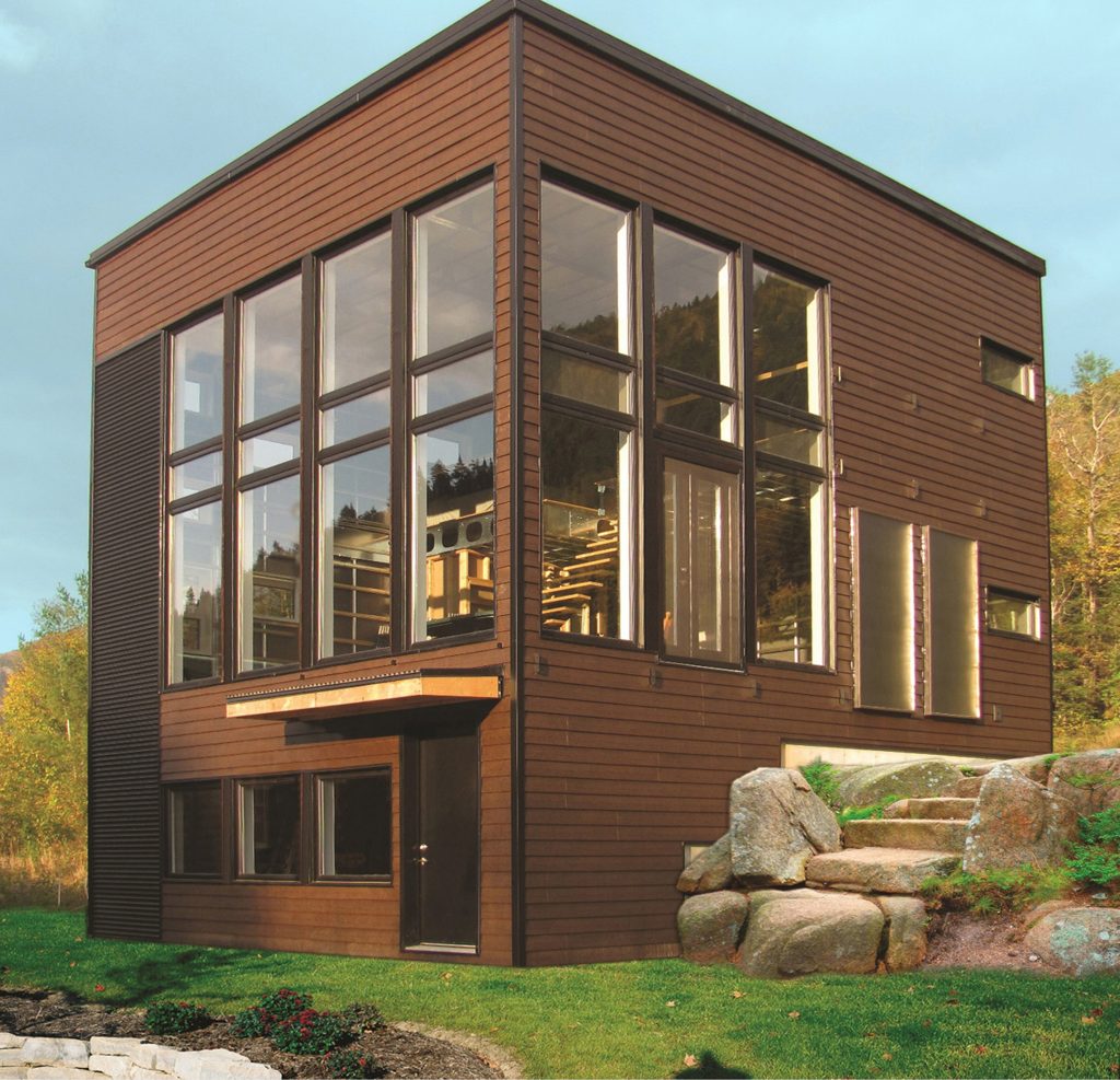 Modern Vinyl Siding Employ The Elegance Of Dark Colors With Home